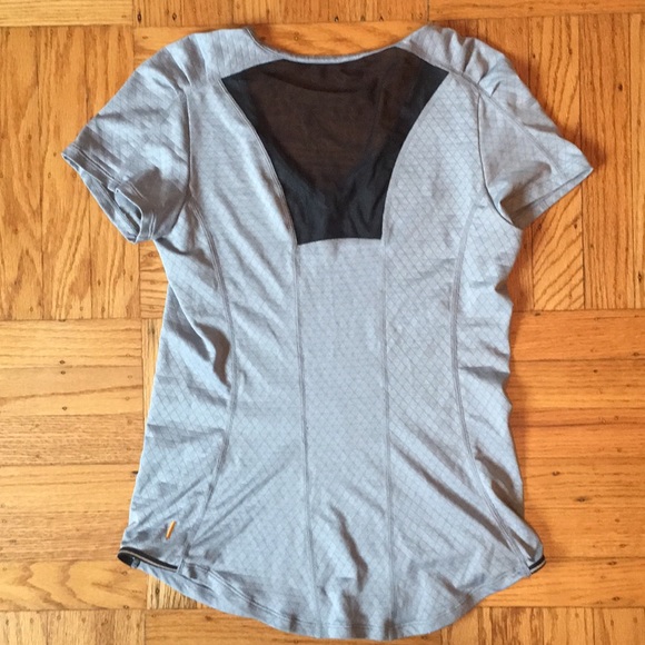 Lucy | Tops | Lucy Activewear Runninghiking Tee | Poshmark